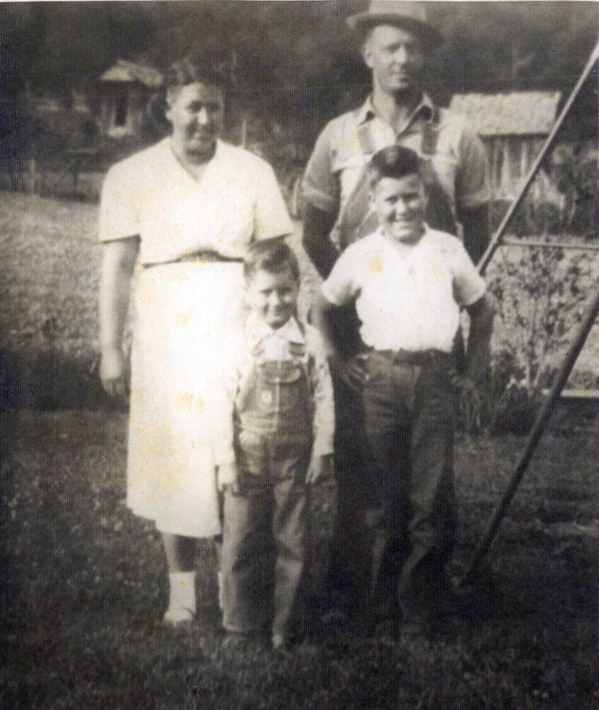 Teaster Family Photograph Collection